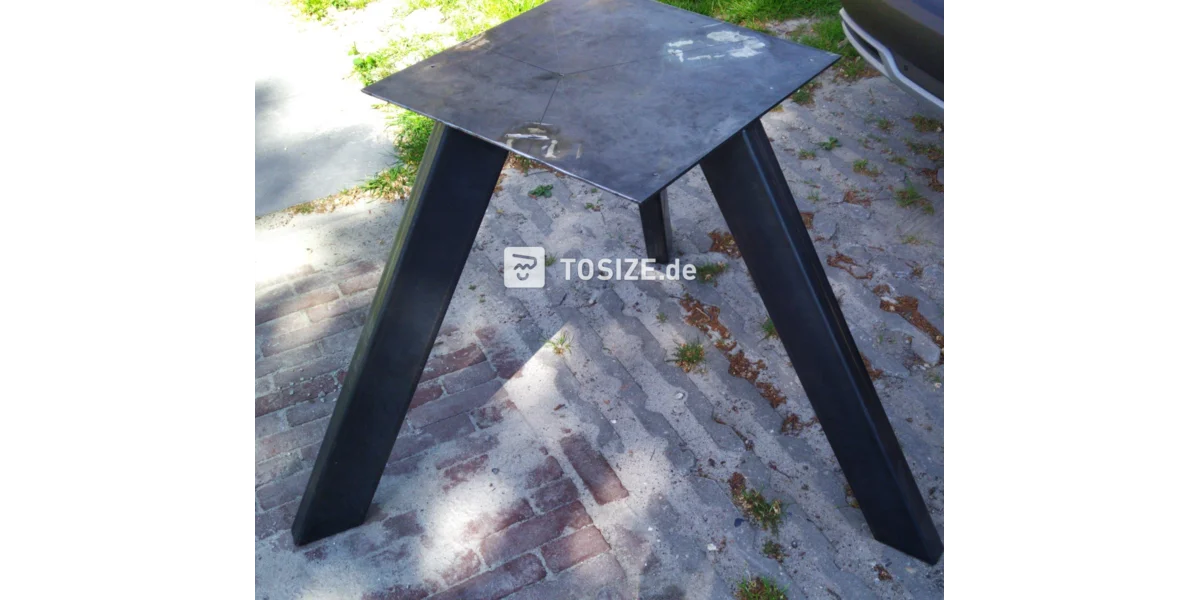 Stellen Sie Ihren eigenen runden Tisch aus lackiertem OSB her | TOSIZE.de