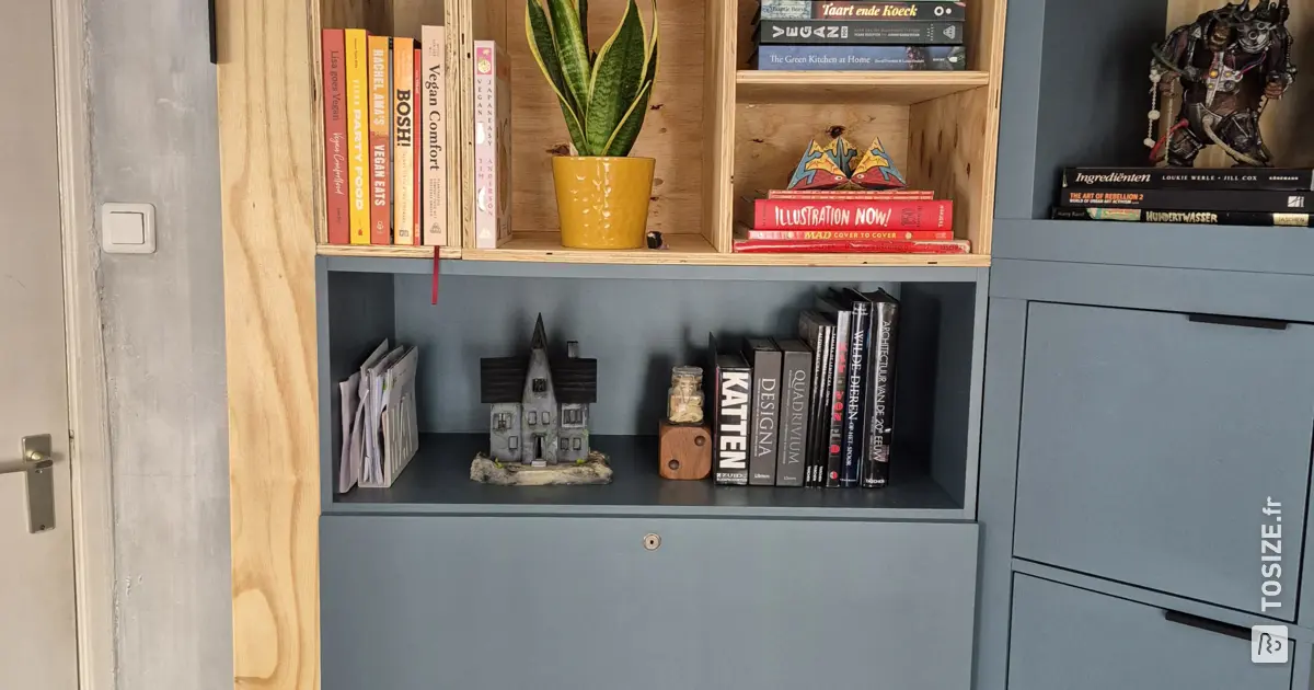 Armoire peinte élégante pour le salon, par Yorima | TOSIZE.fr