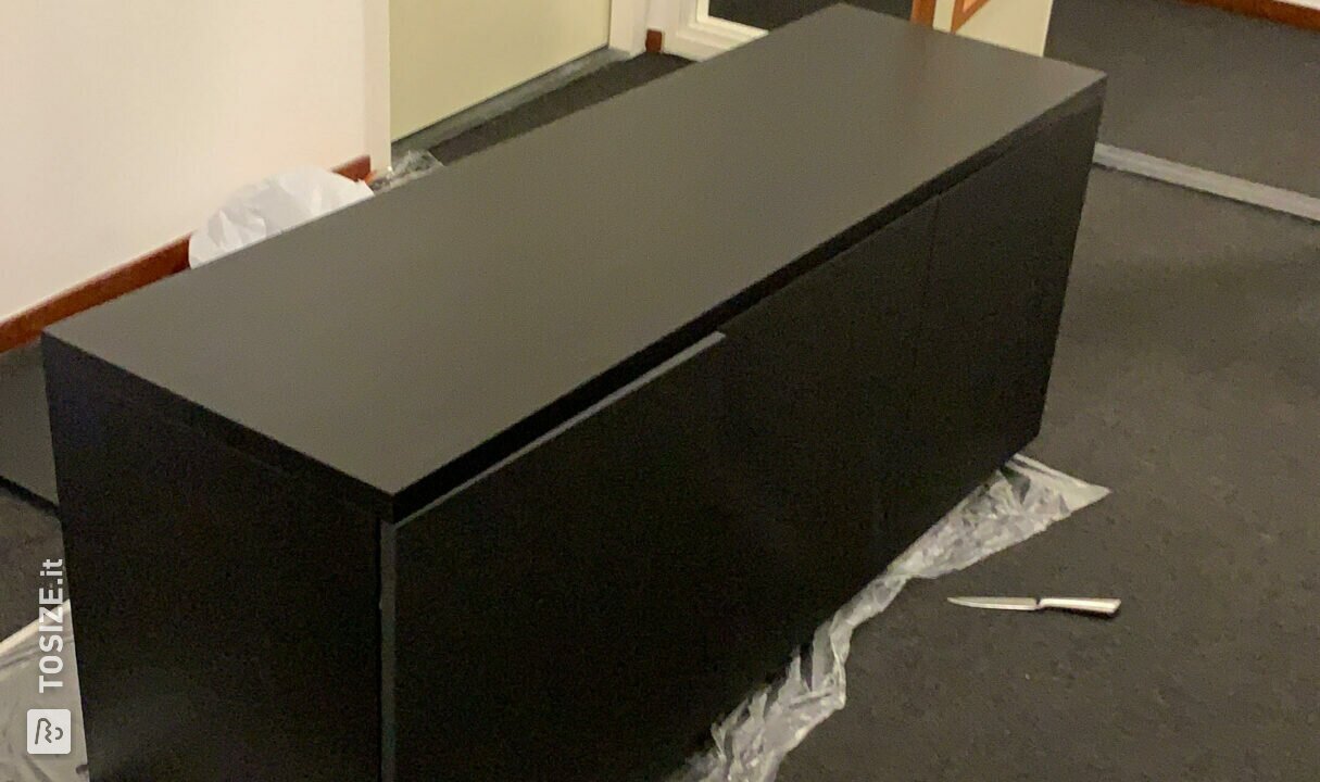 Credenza moderna per TV realizzata in MDF grezzo, di Koen - TOSIZE.it