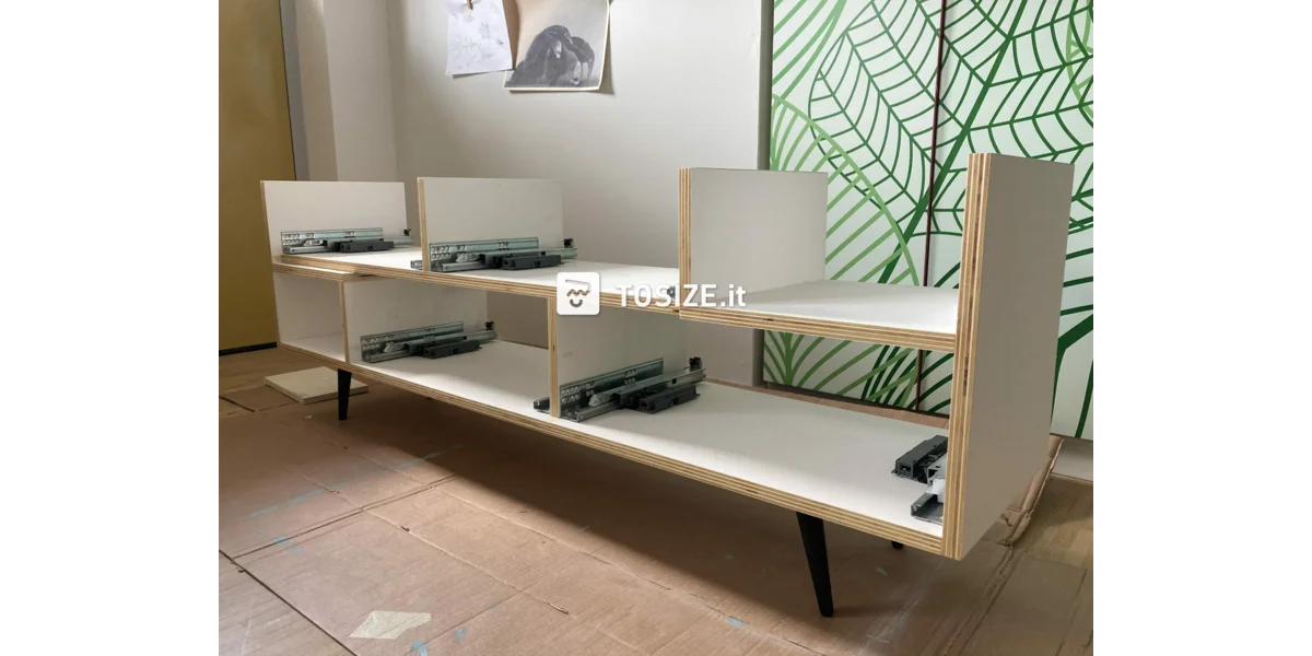 Elegante mobile da camera fai-da-te realizzato in compensato | TOSIZE.it