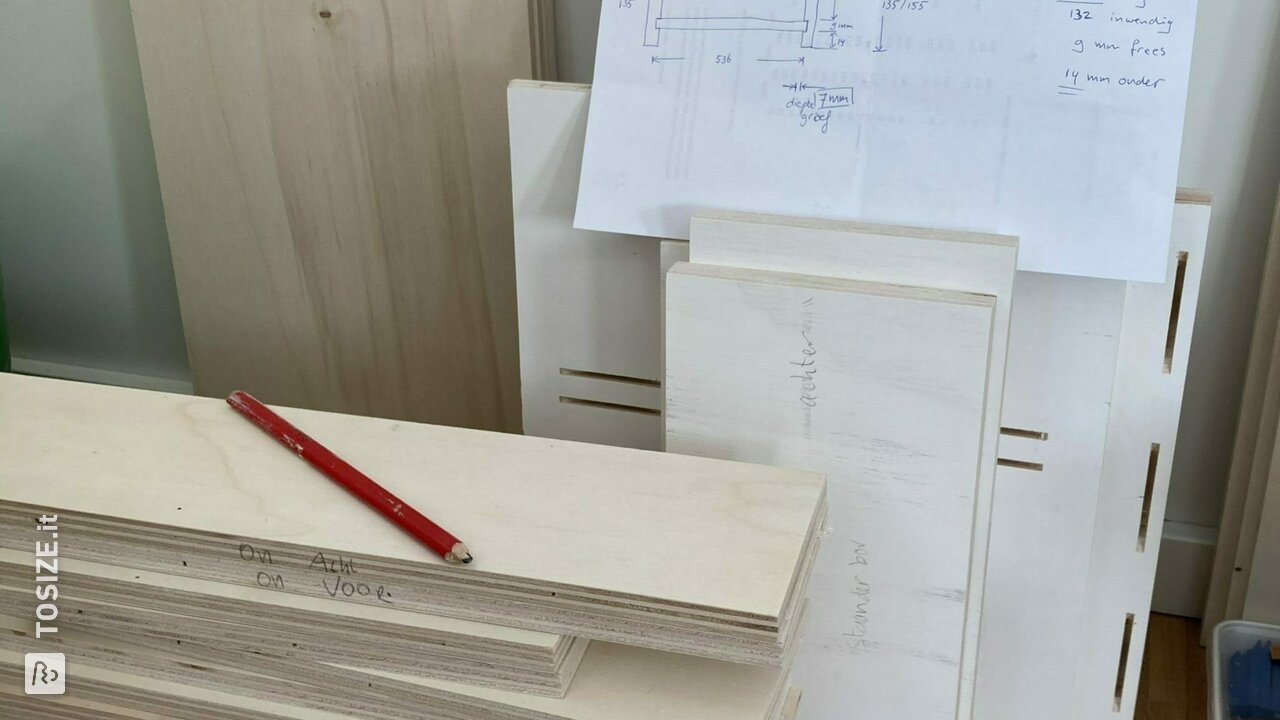 Elegante mobile da camera fai-da-te realizzato in compensato - TOSIZE.it