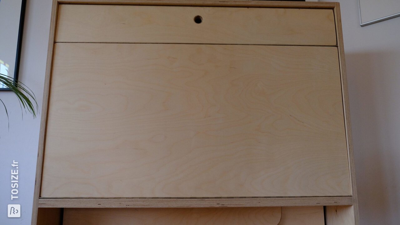 Poste de travail pliable en bouleau multiplex, par Ate - TOSIZE.fr