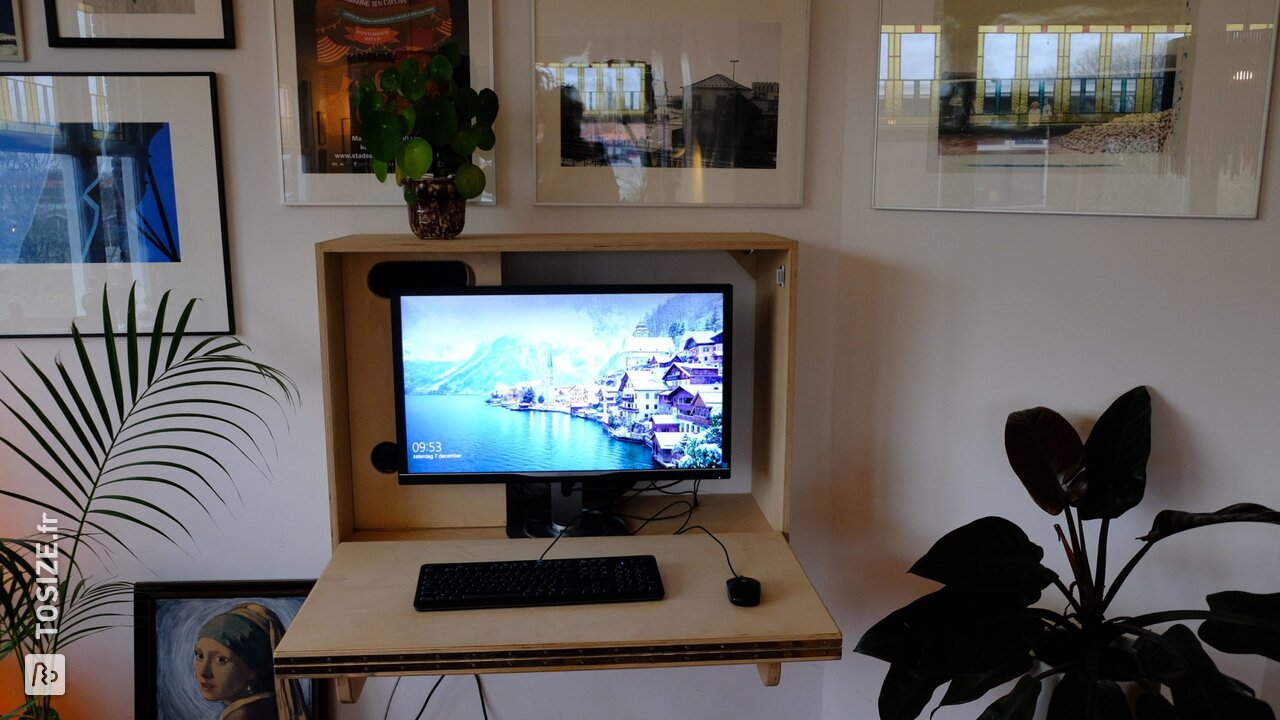 Poste de travail pliable en bouleau multiplex, par Ate - TOSIZE.fr