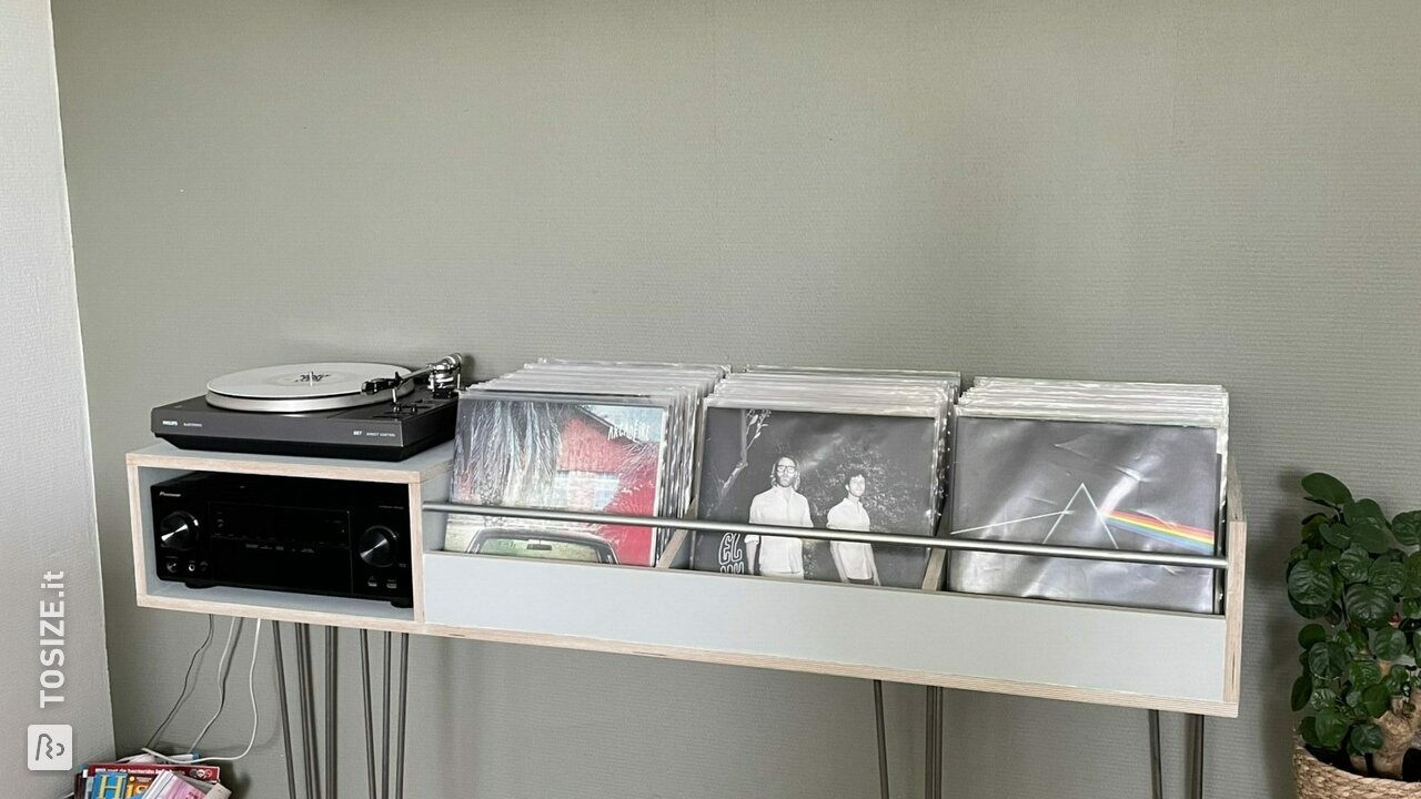 Mobili in lamiera di Multiplex Birch, di Joost - TOSIZE.it