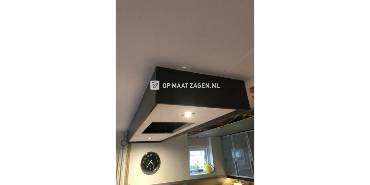 Koof van MDF Zwart voor de afzuigkap | OPMAATZAGEN.nl
