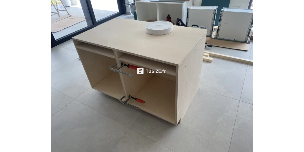 Surélévation dans la buanderie pour la machine à laver et le sèche ...