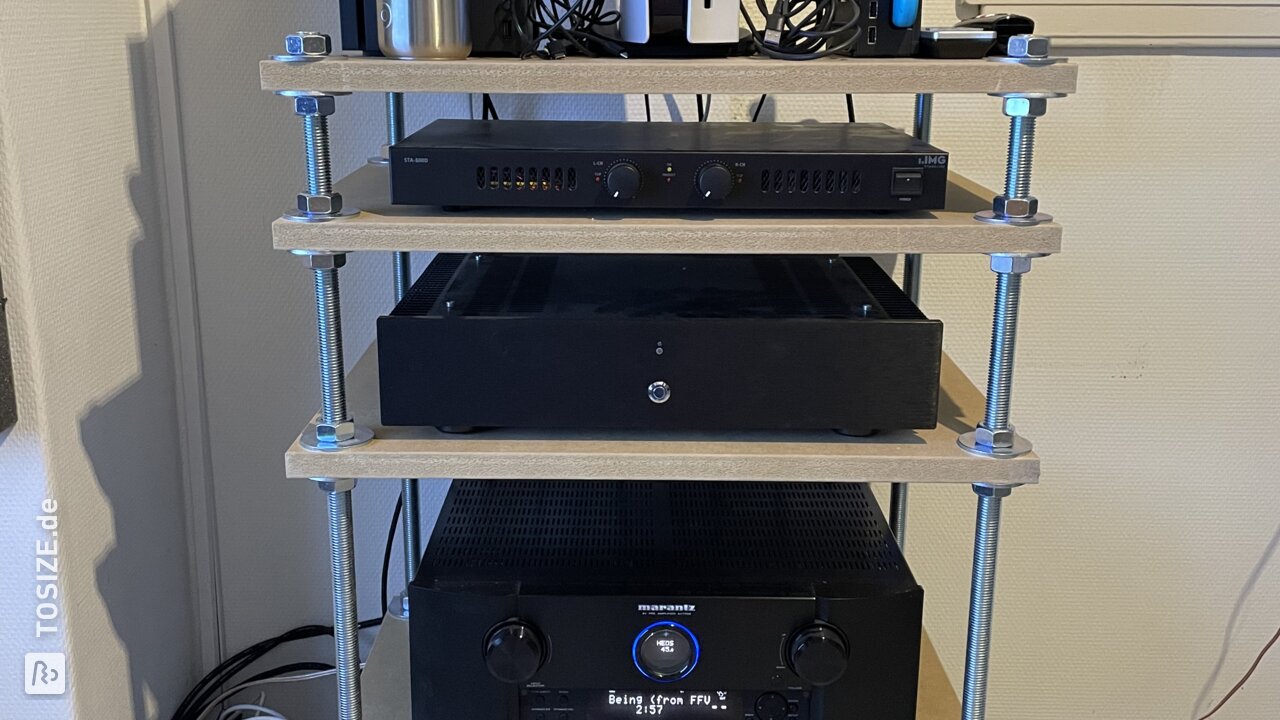 Zelf een audiomeubel op maat maken met gezaagd MDF 22mm | TOSIZE.de