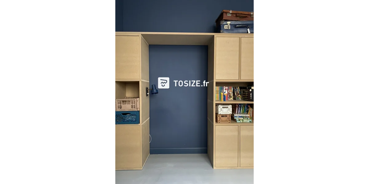 Aménagement d'armoire robuste autour d'un lit | TOSIZE.fr