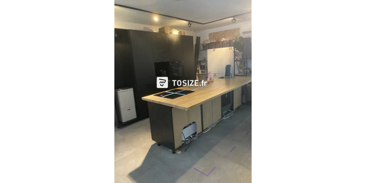 DIY : Plan de travail chic en panneau de bois de chêne par Bas | TOSIZE.fr