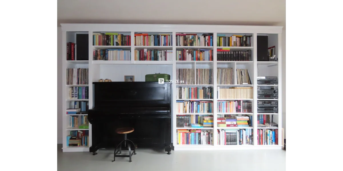DIY: Librería casera con piano | TOSIZE.es