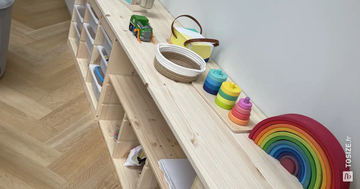 Aménager un coin jeu dans le salon : Bureau enfant DIY By Maarten ...