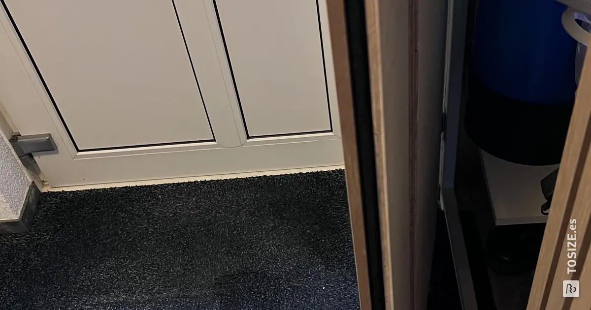 Recambio puerta armario contador acabada con akupanels | TOSIZE.es