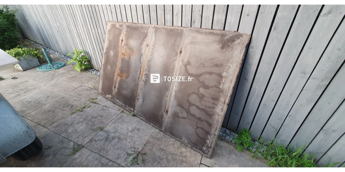 Rénovation du fond de remorque par Thijs | TOSIZE.fr