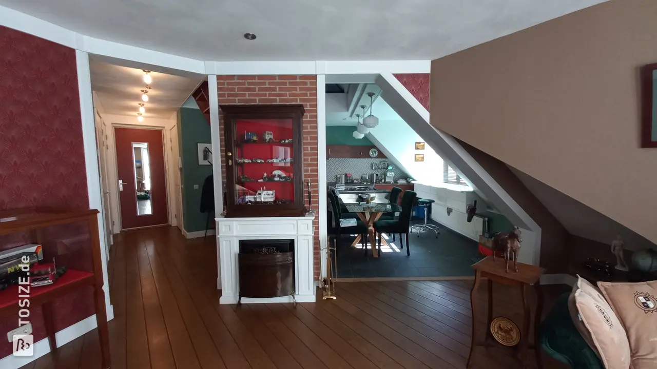 Jaren 30 Restyling voor Appartement met MDF Panelen en Architraven ...