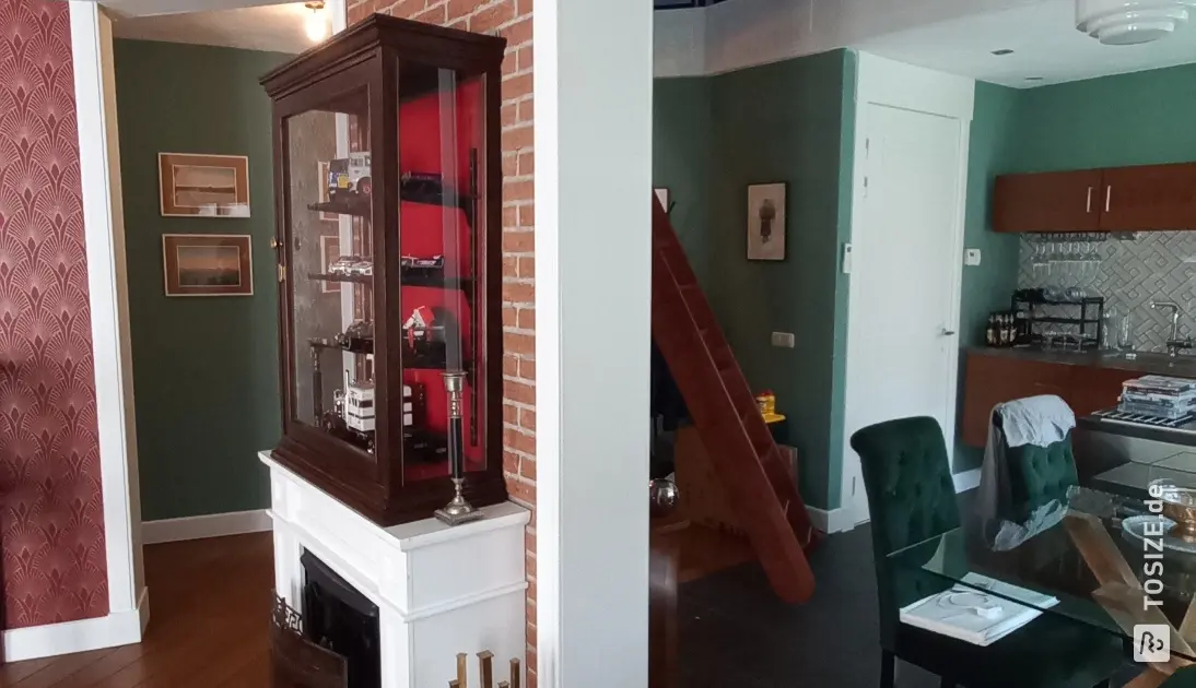 Jaren 30 Restyling voor Appartement met MDF Panelen en Architraven ...