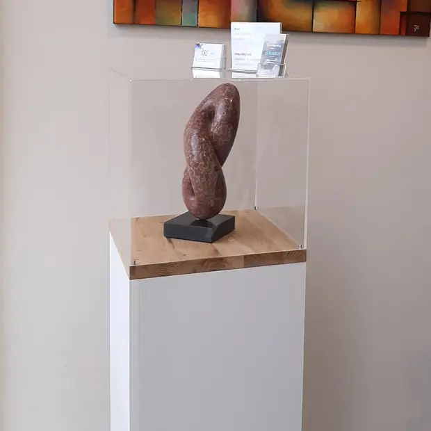 Réalisez votre propre colonne comme décoration avec du MDF apprêté et ...