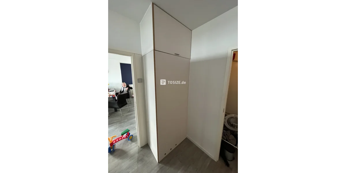 Ein Kühlschrankumbau und Einbauschrank aus MDF Ground | TOSIZE.de